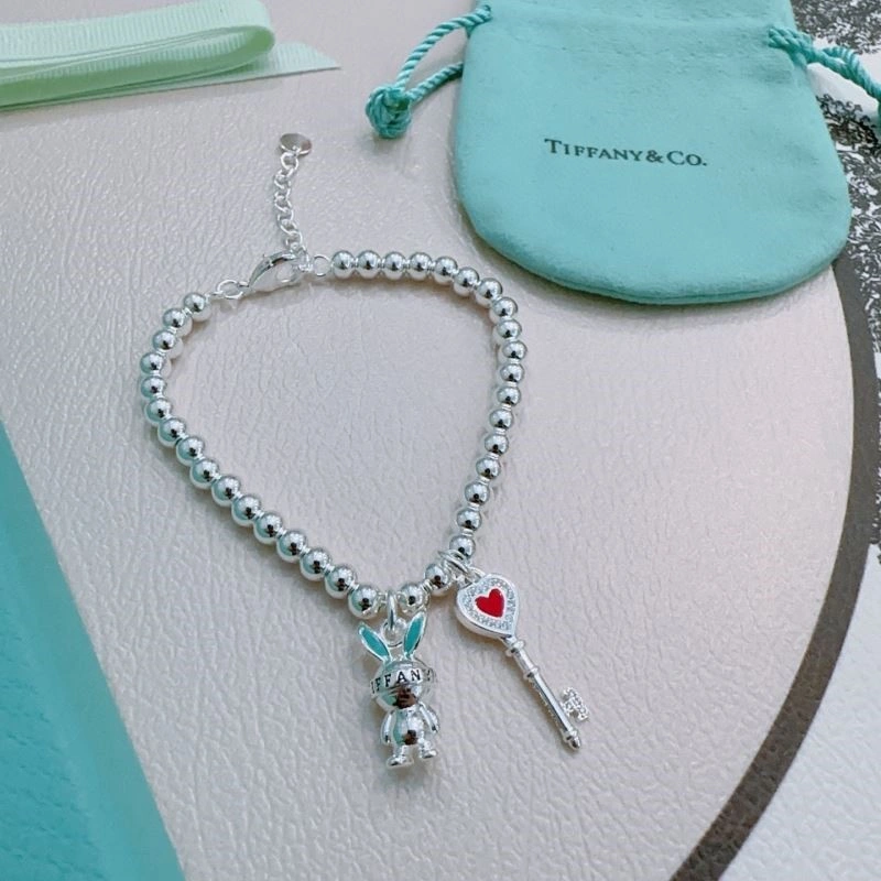 Accurate model Tiffany Bracelets