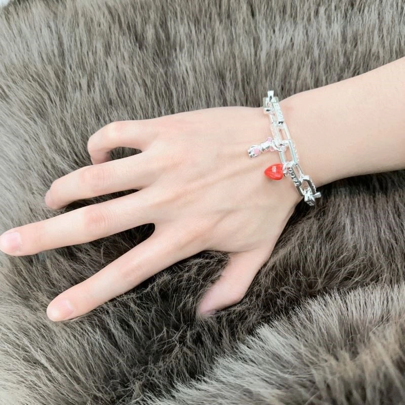 Factory-made Tiffany Bracelets