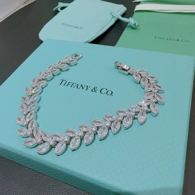 Low-cost Tiffany Bracelets