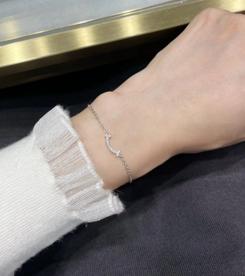 Brand-authenticated Tiffany Bracelets