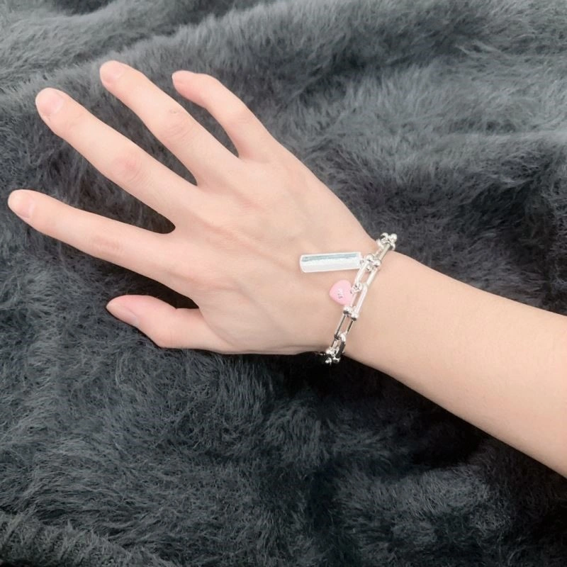 Accurate model Tiffany Bracelets