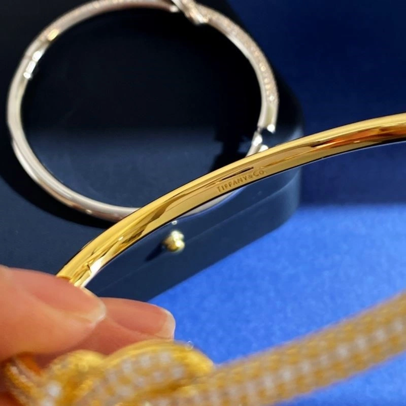 Brand-authenticated Tiffany Bracelets