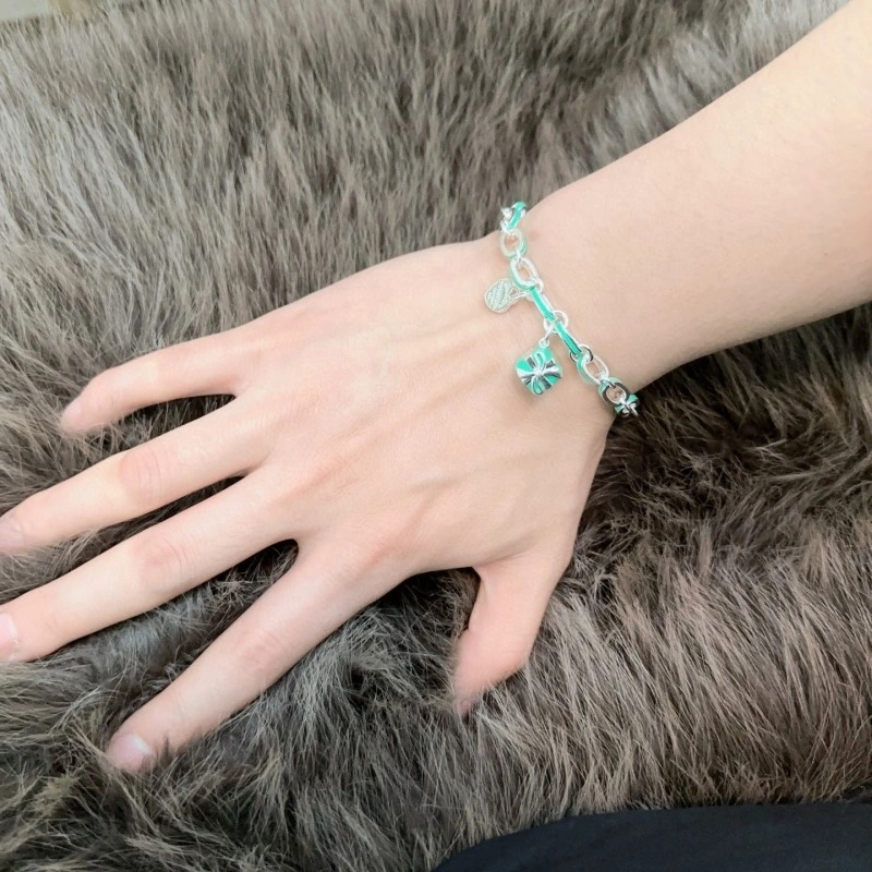 Low-cost Tiffany Bracelets