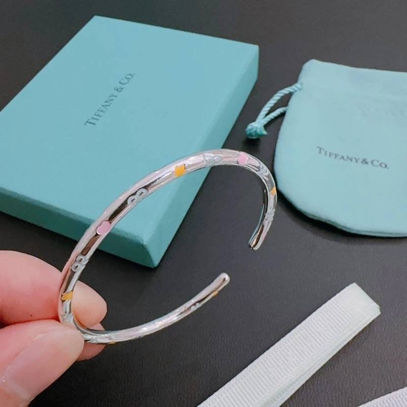 1:1 copy Tiffany Bracelets