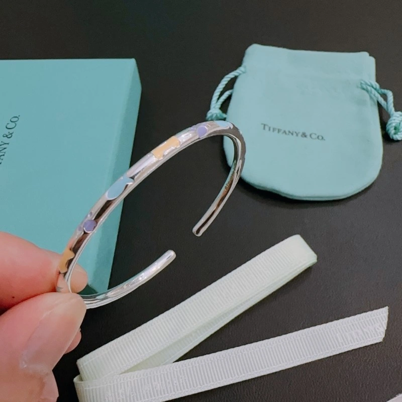 Brand-authenticated Tiffany Bracelets