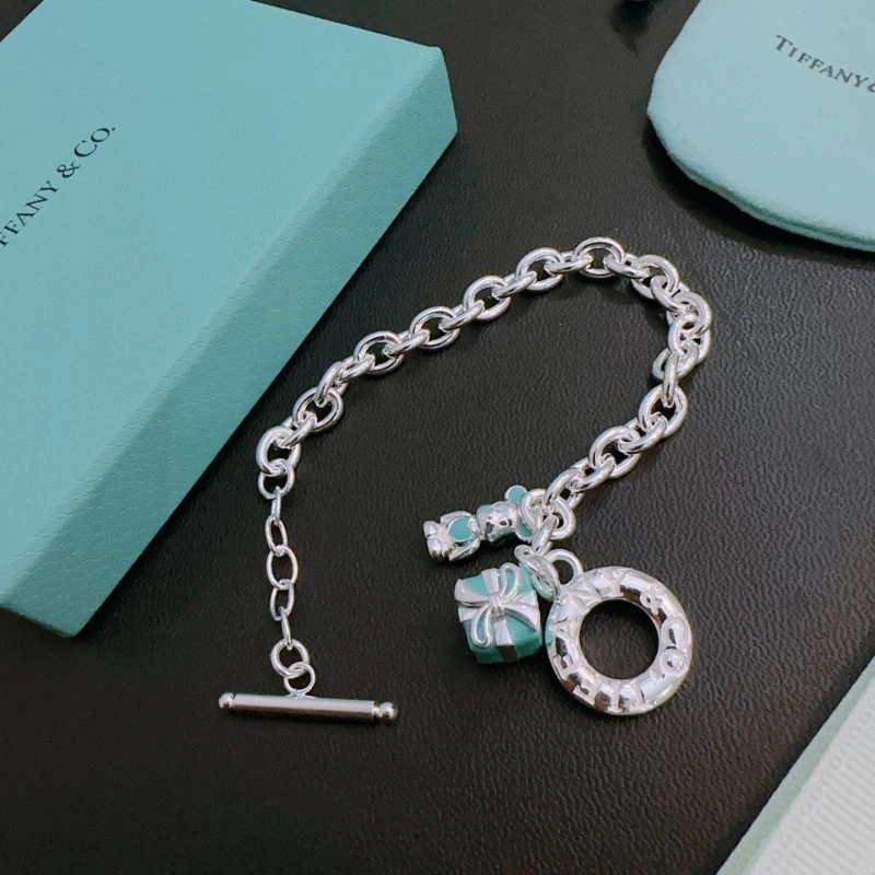 Low-cost Tiffany Bracelets
