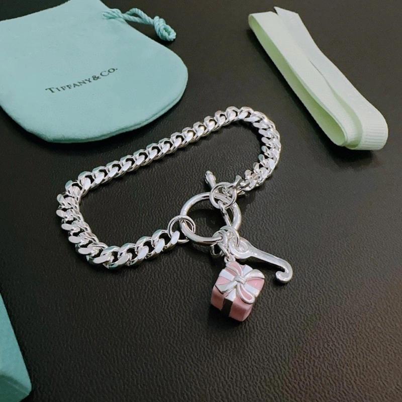 Low-cost Tiffany Bracelets
