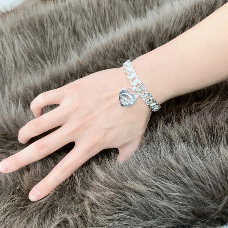 Low-cost Tiffany Bracelets