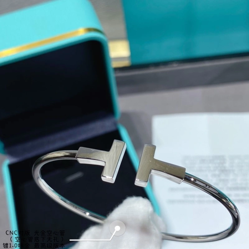 Brand-authenticated Tiffany Bracelets