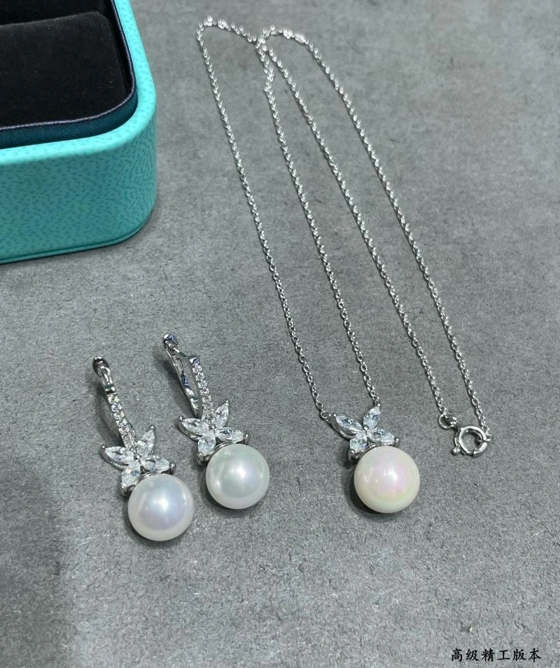 Legit Tiffany Earrings