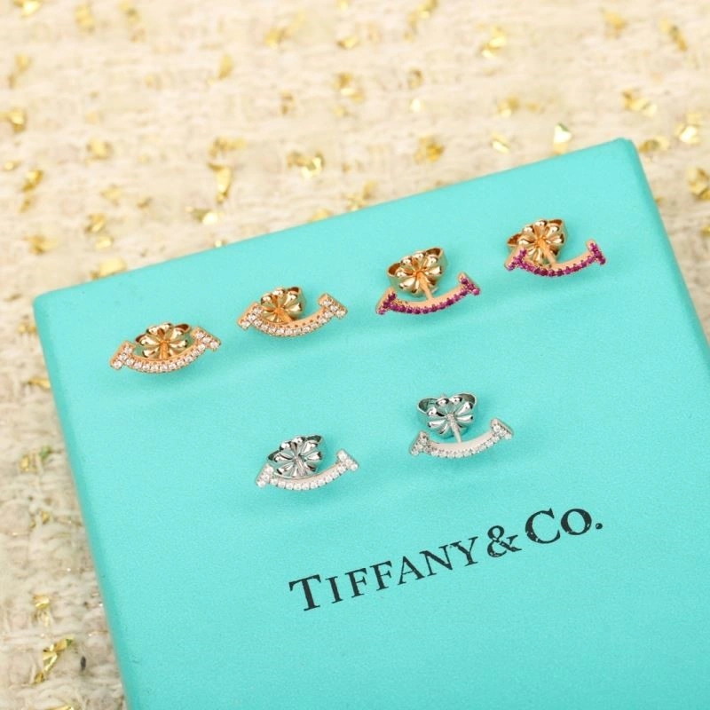 Low-cost Tiffany Earrings