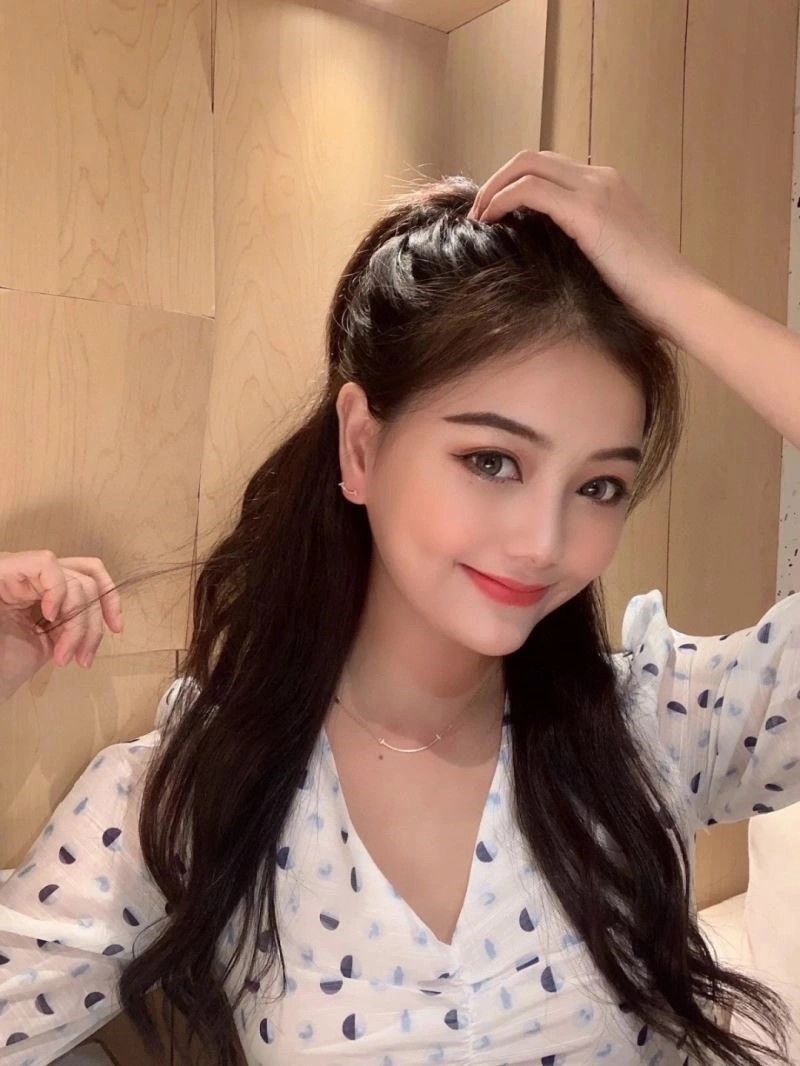 Low-cost Tiffany Earrings