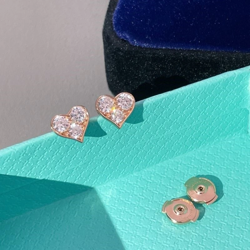 Indistinguishable Tiffany Earrings