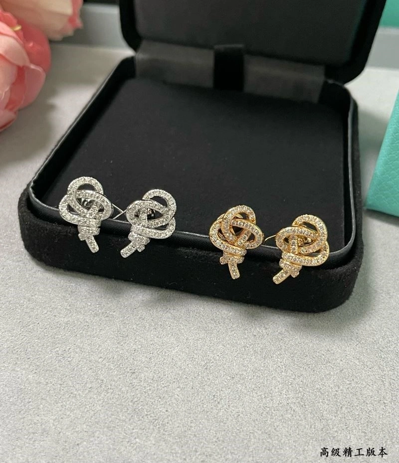 Low-cost Tiffany Earrings