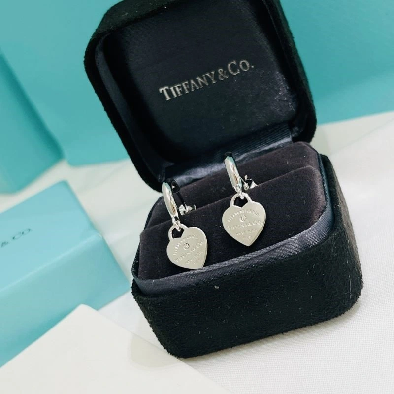 Indistinguishable Tiffany Earrings