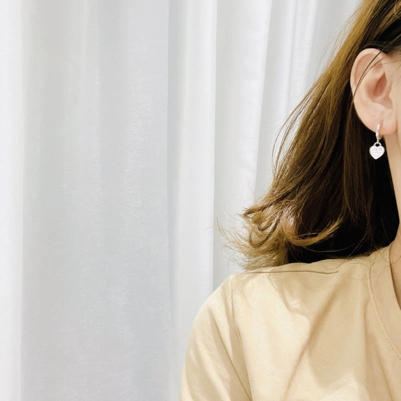 Indistinguishable Tiffany Earrings
