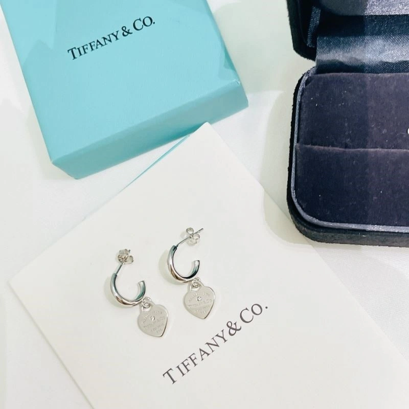 Indistinguishable Tiffany Earrings