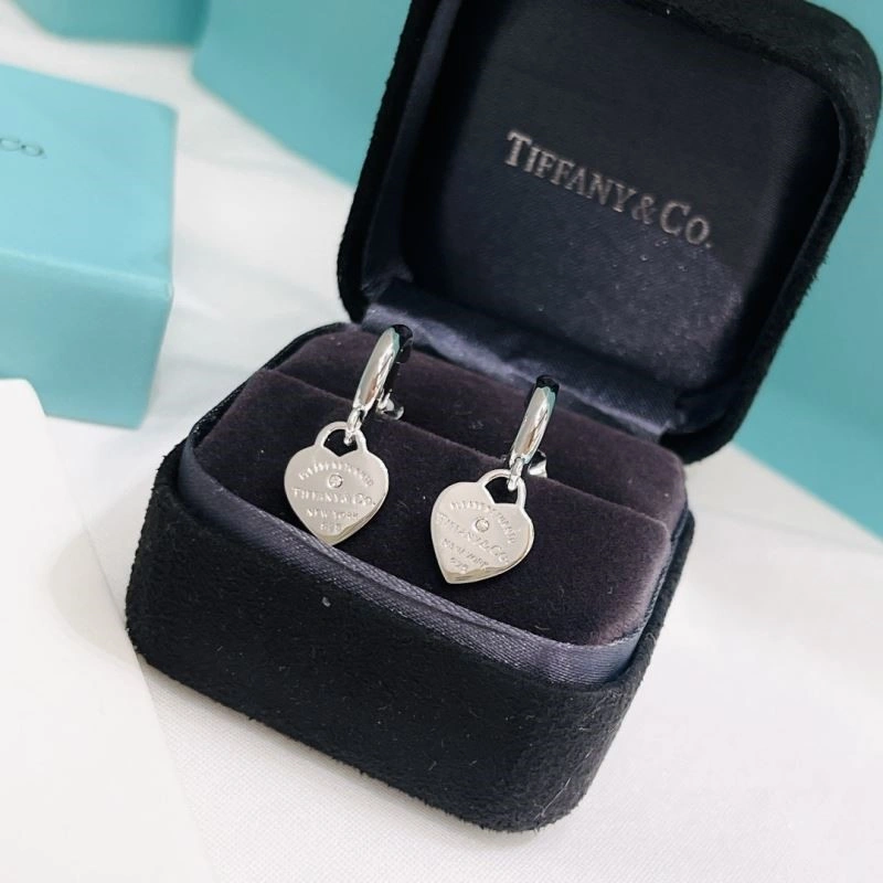 Indistinguishable Tiffany Earrings