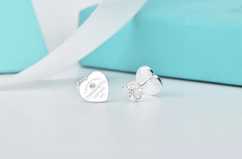 Indistinguishable Tiffany Earrings