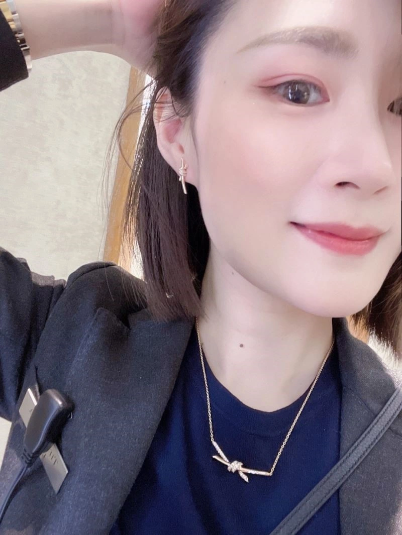 Top match Tiffany Earrings