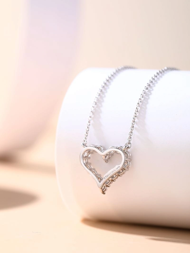 Economical Tiffany Necklaces