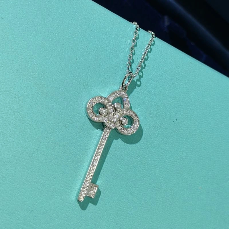 Accurate model Tiffany Necklaces
