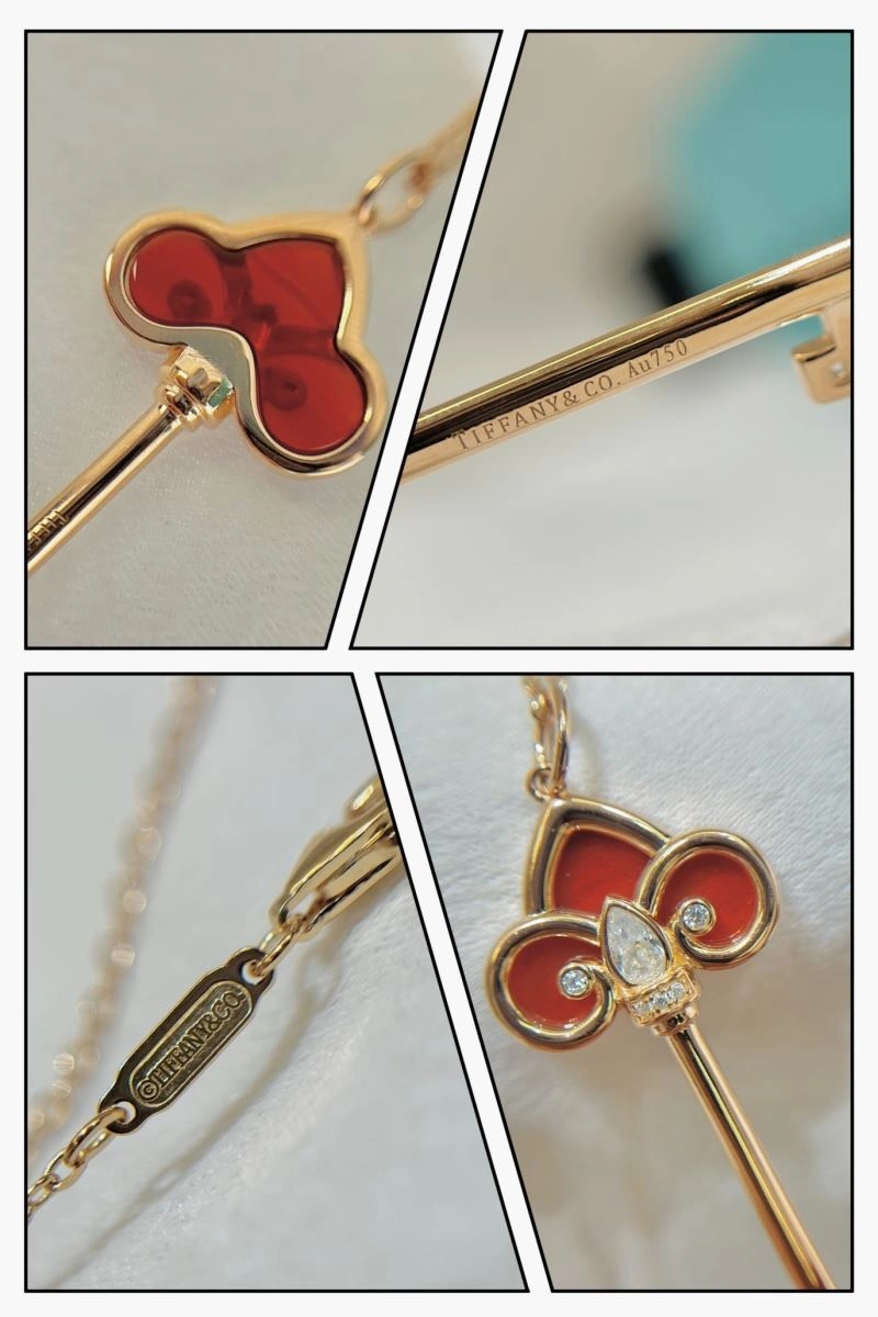 Indistinguishable Tiffany Necklaces
