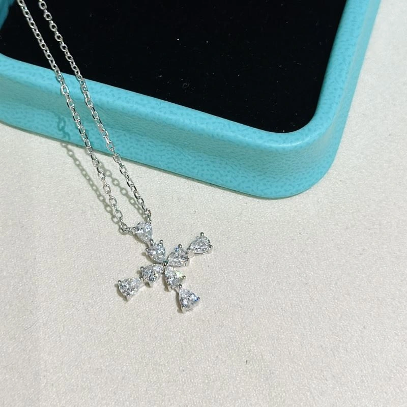 Value-priced Tiffany Necklaces