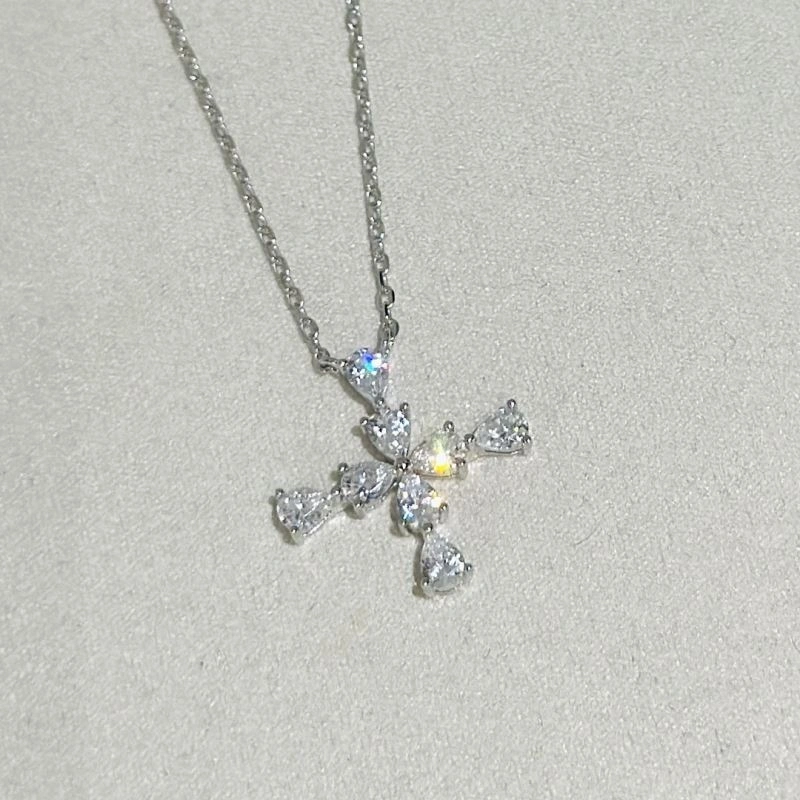 Value-priced Tiffany Necklaces
