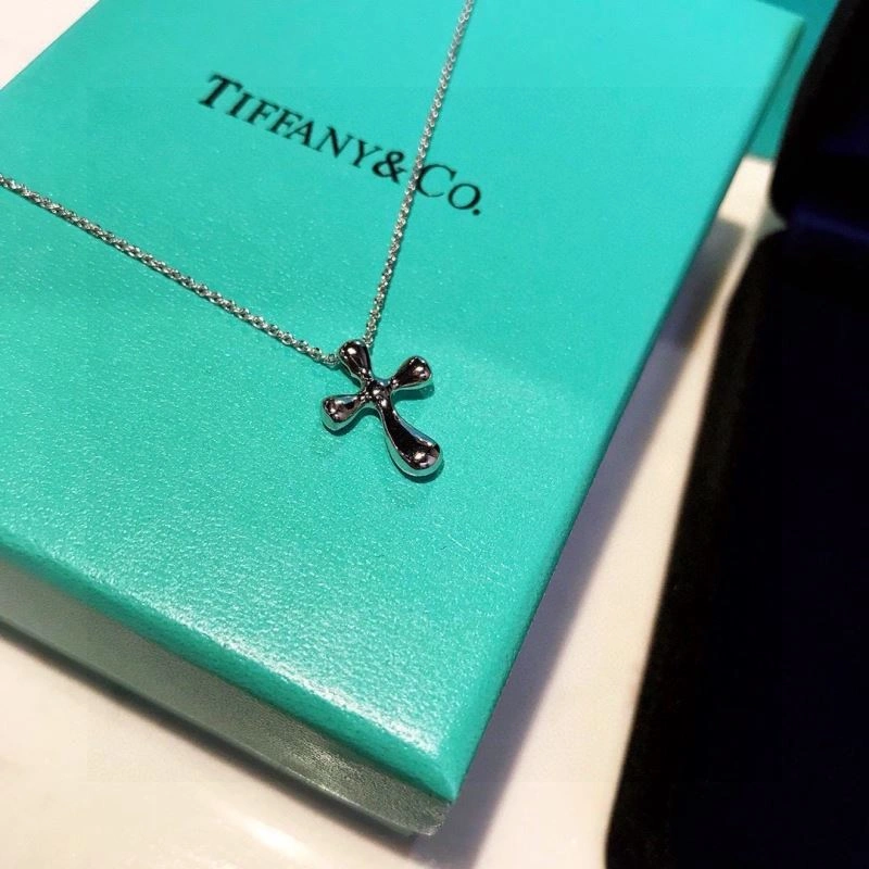 Value-priced Tiffany Necklaces