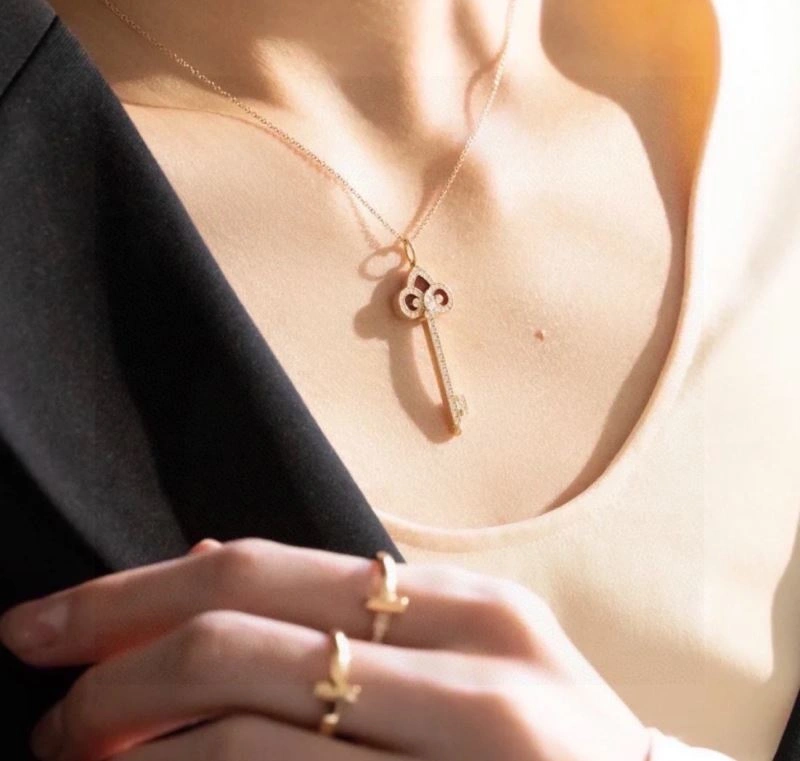 Top mirror Tiffany Necklaces