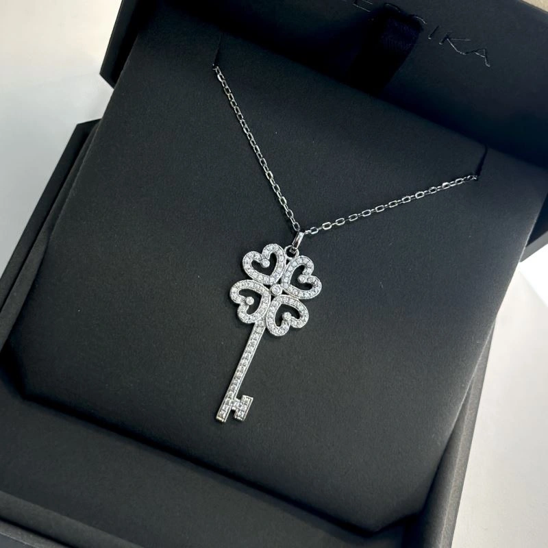 Real Tiffany Necklaces