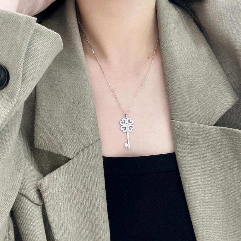 Real Tiffany Necklaces