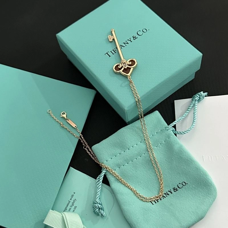Cut-rate Tiffany Necklaces
