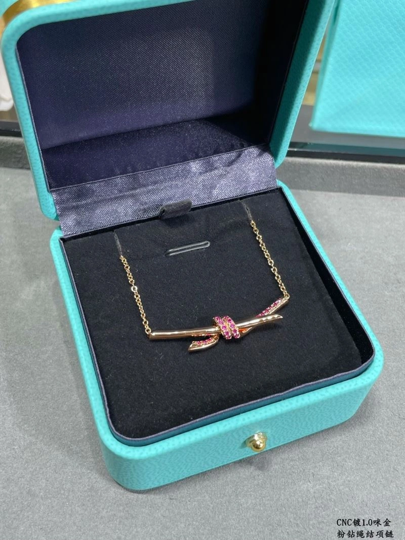 Bargain Tiffany Necklaces