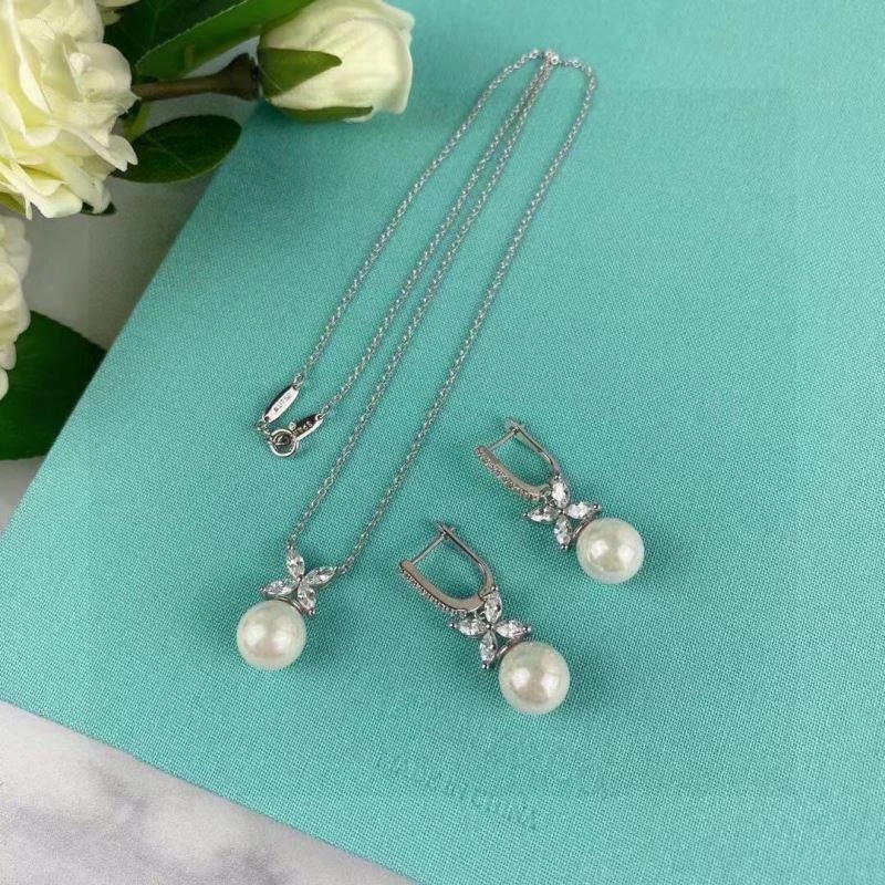 Genuine Tiffany Necklaces