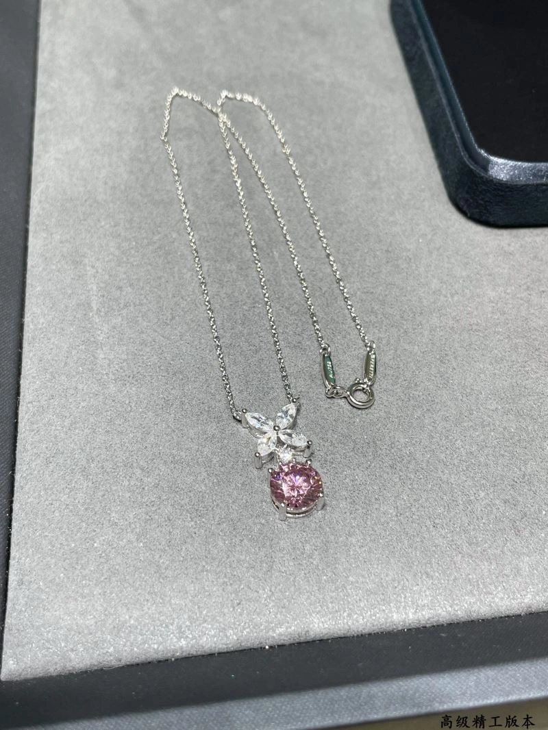 Value-priced Tiffany Necklaces