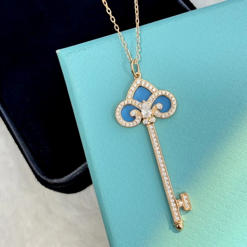 Top match Tiffany Necklaces