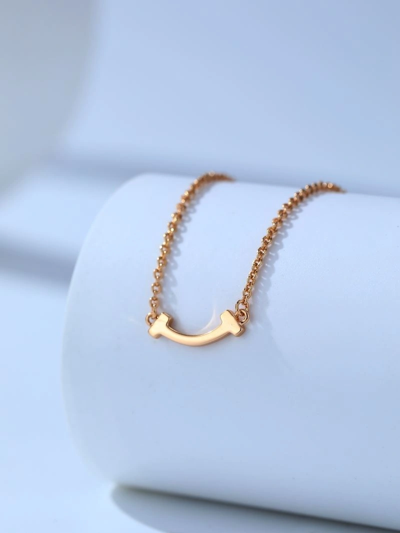 Accurate model Tiffany Necklaces