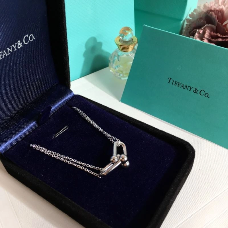 Cut-rate Tiffany Necklaces