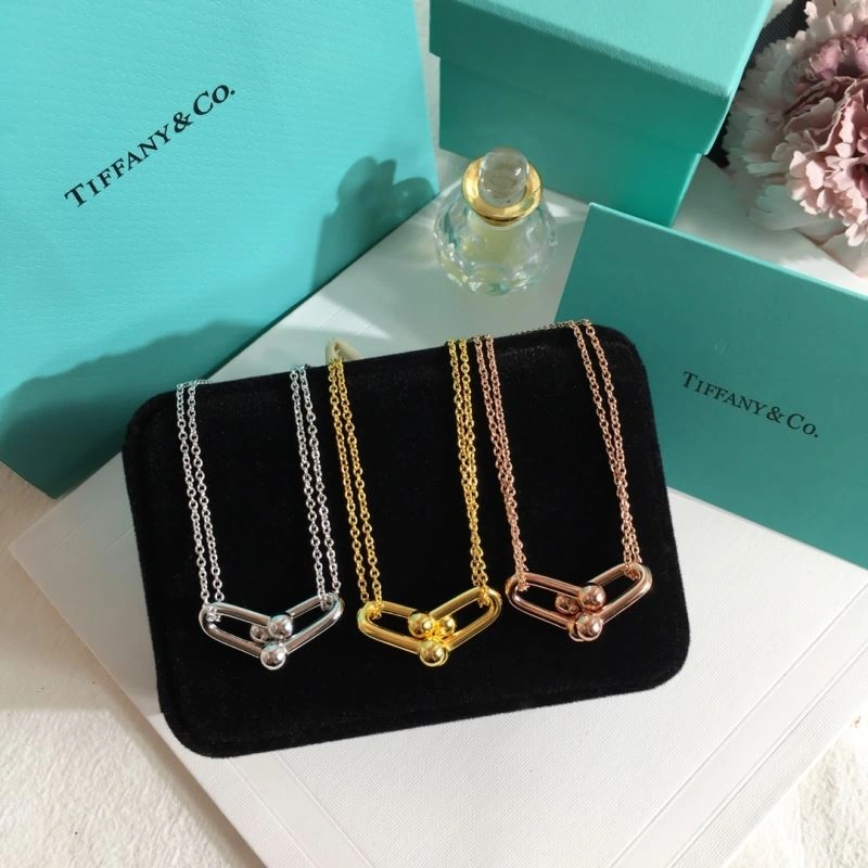 Cut-rate Tiffany Necklaces
