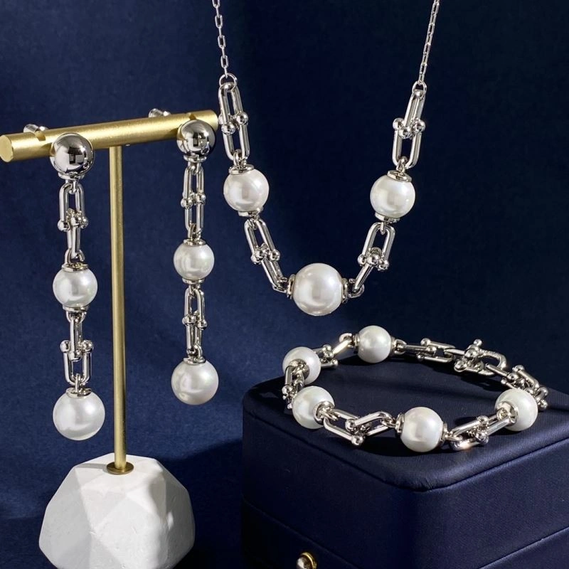 Discounted Tiffany Necklaces