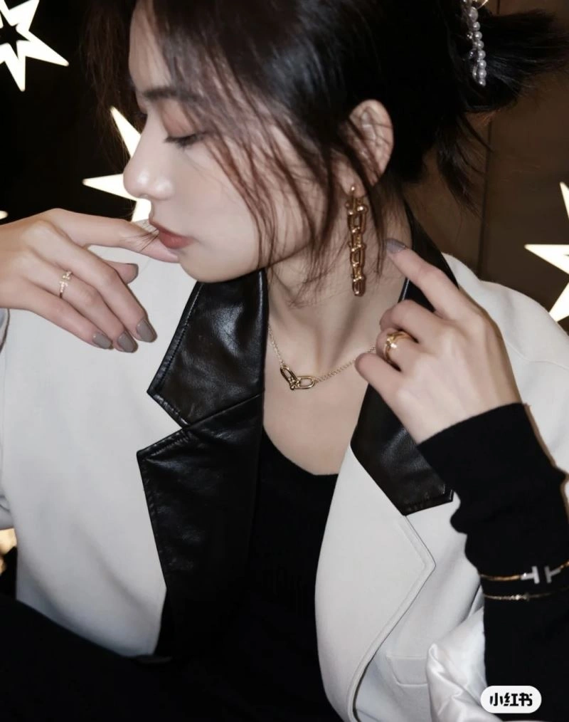 High accuracy Tiffany Necklaces