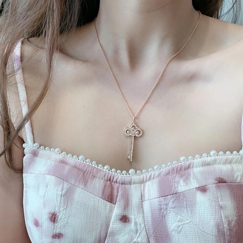 Inexpensive Tiffany Necklaces