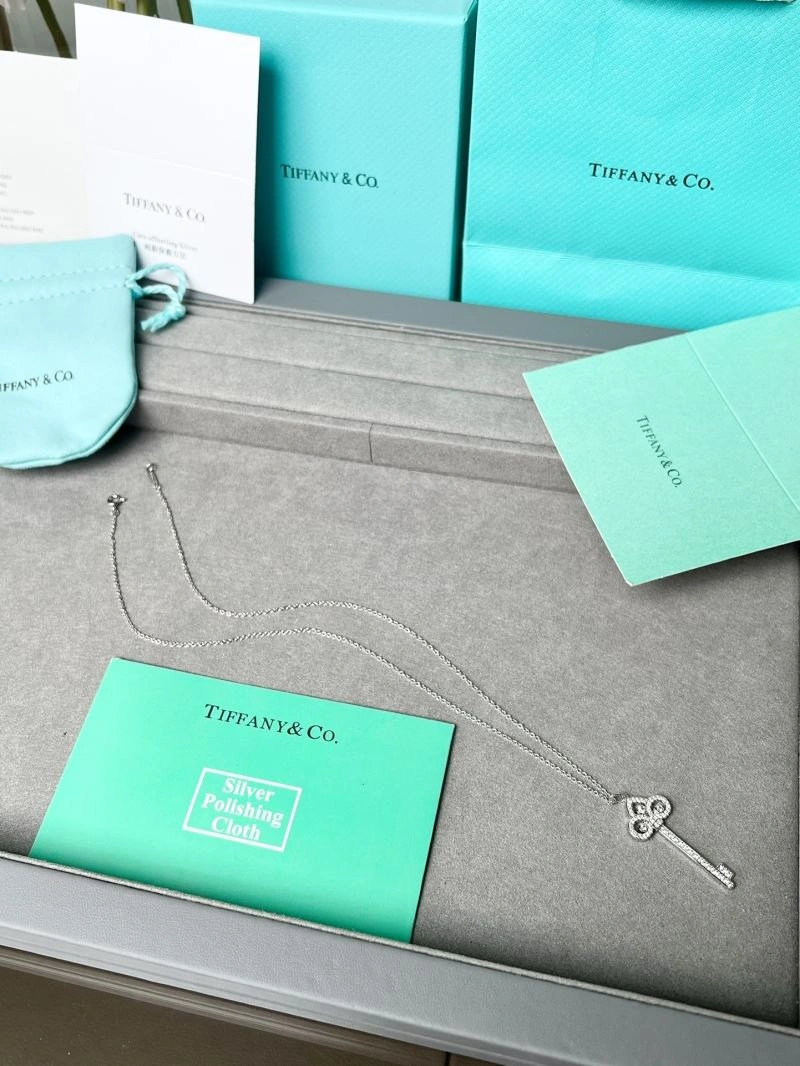 Low-cost Tiffany Necklaces