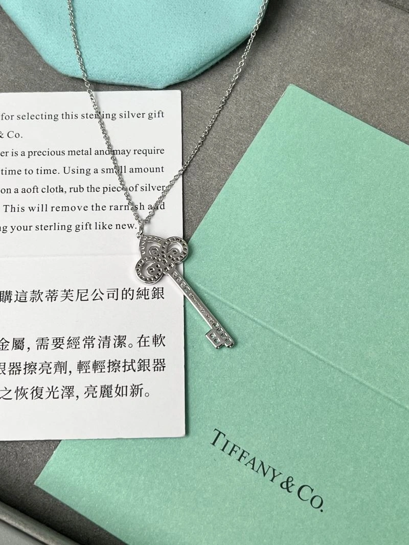 Low-cost Tiffany Necklaces