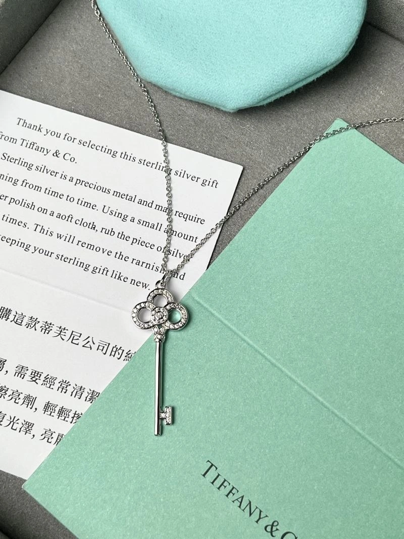 Low-cost Tiffany Necklaces