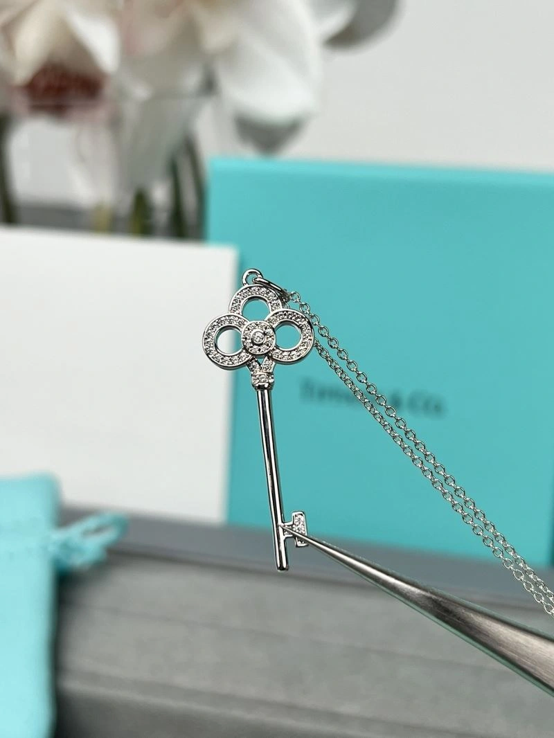 Low-cost Tiffany Necklaces
