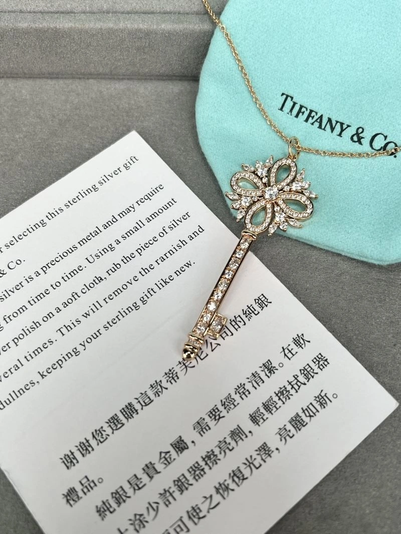 Bargain Tiffany Necklaces