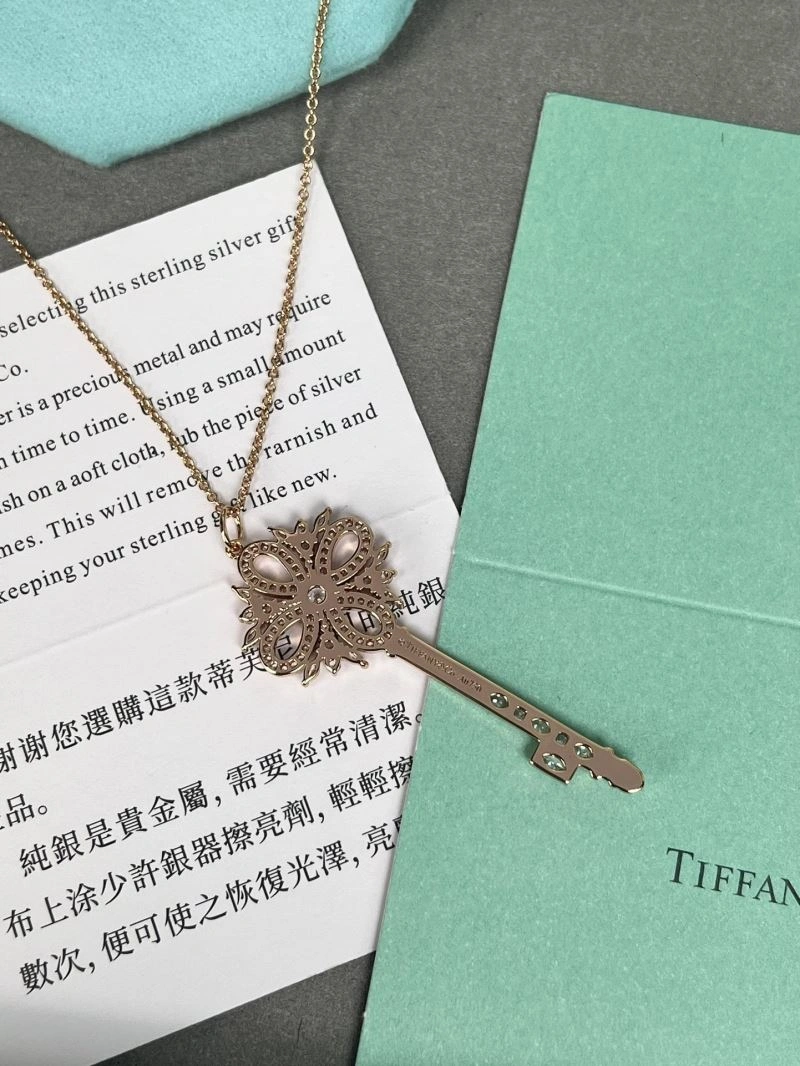 Bargain Tiffany Necklaces